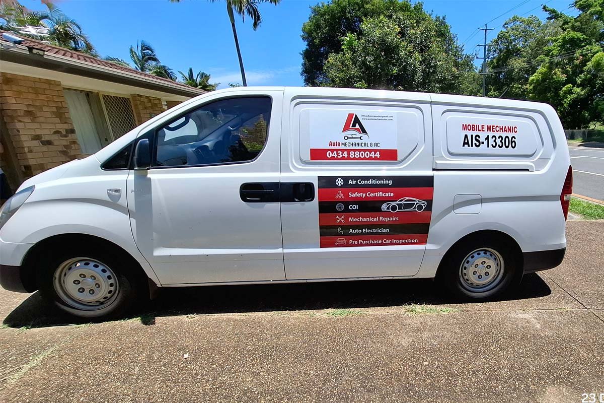 Tradie Van Signage - GURU GRAPHICS